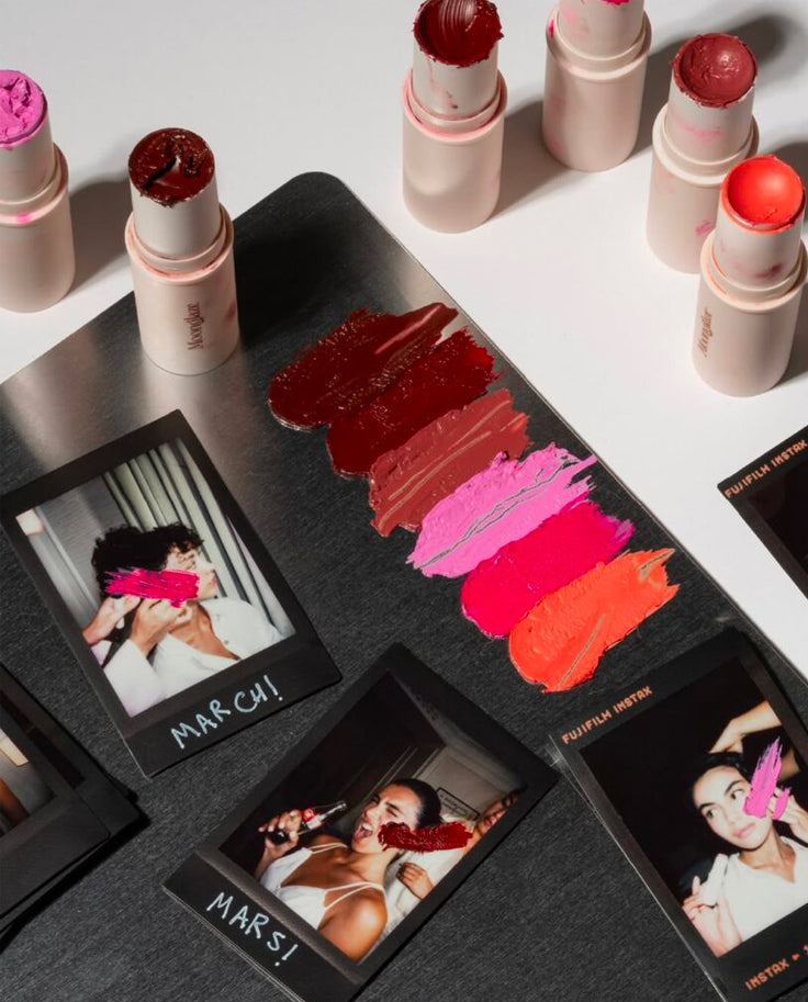 Moonglaze – MERAKI BEAUTY BLOOM COSMETICS TRADING